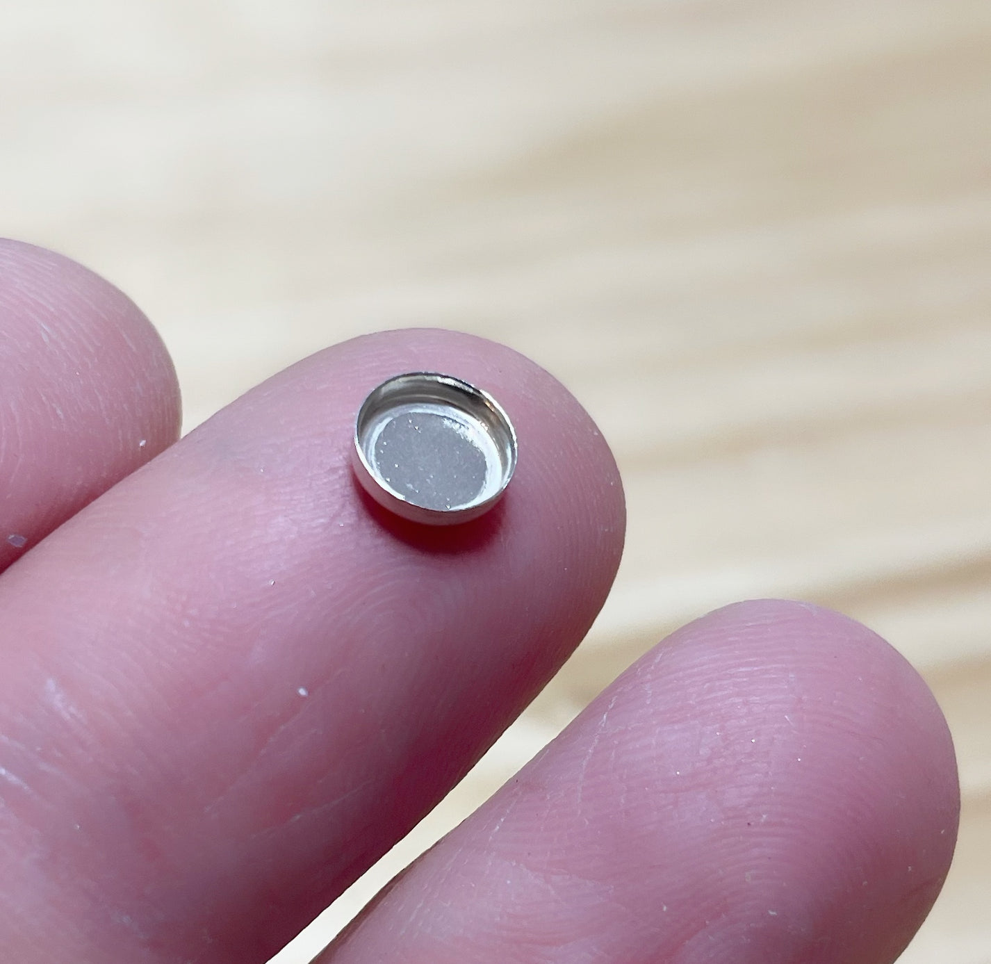 Bezel Cups- Round – Workspace Tools