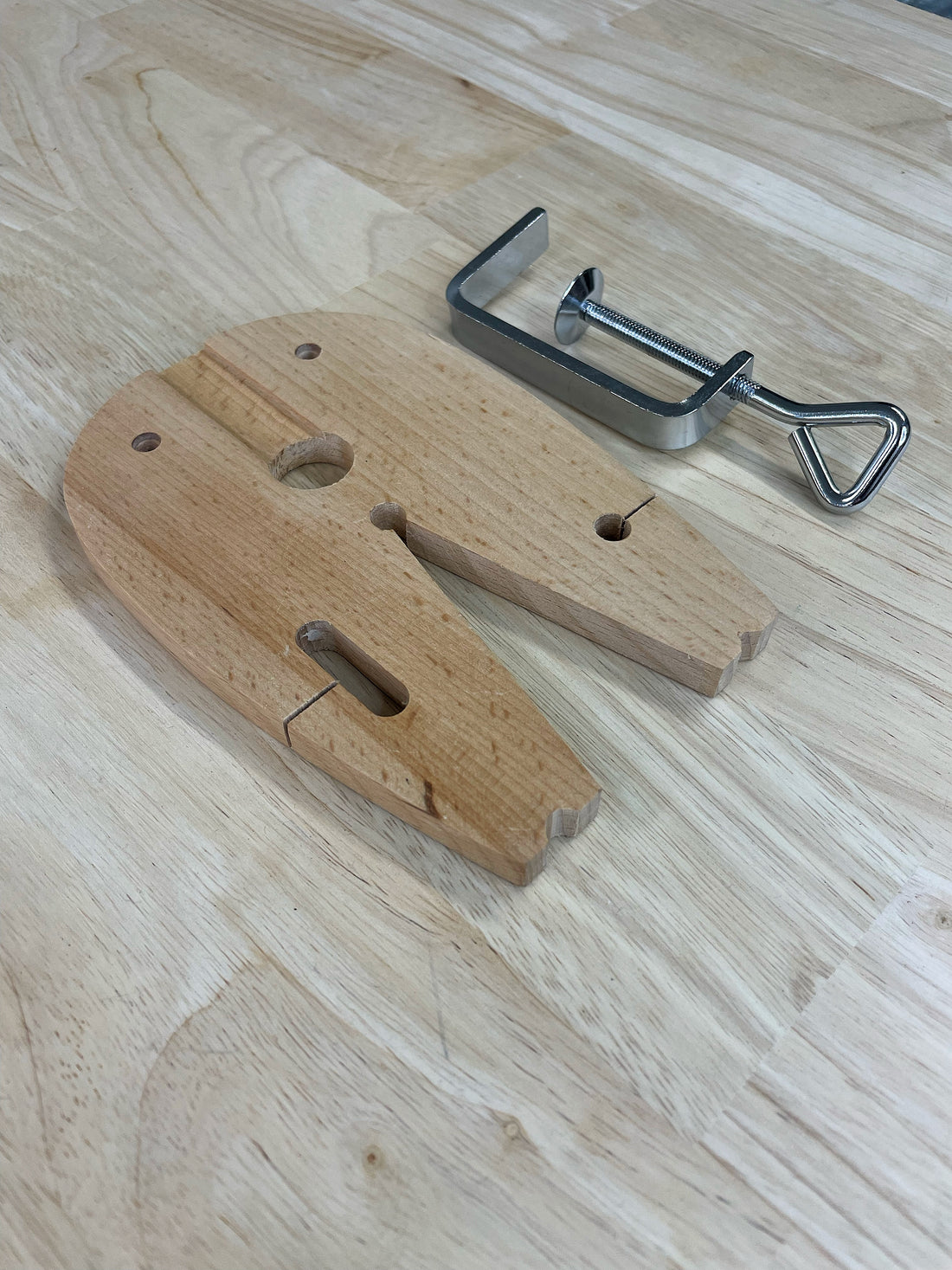 Millennium Falcon Bench Pin – Workspace Tools